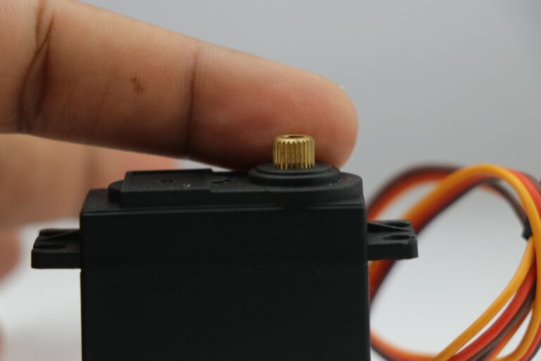 The Evolution of Servo Motors: From Analog to Digital - Global ...